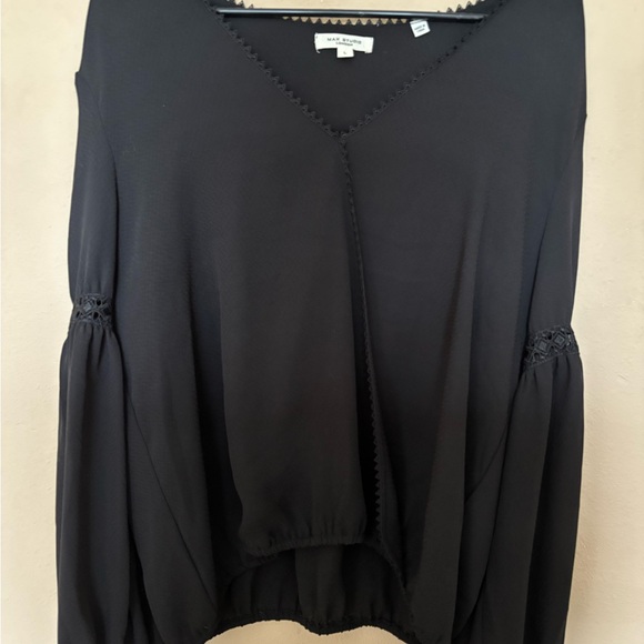 Max Studio | Tops | Max Studio Black Vneck Blouse | Poshmark
